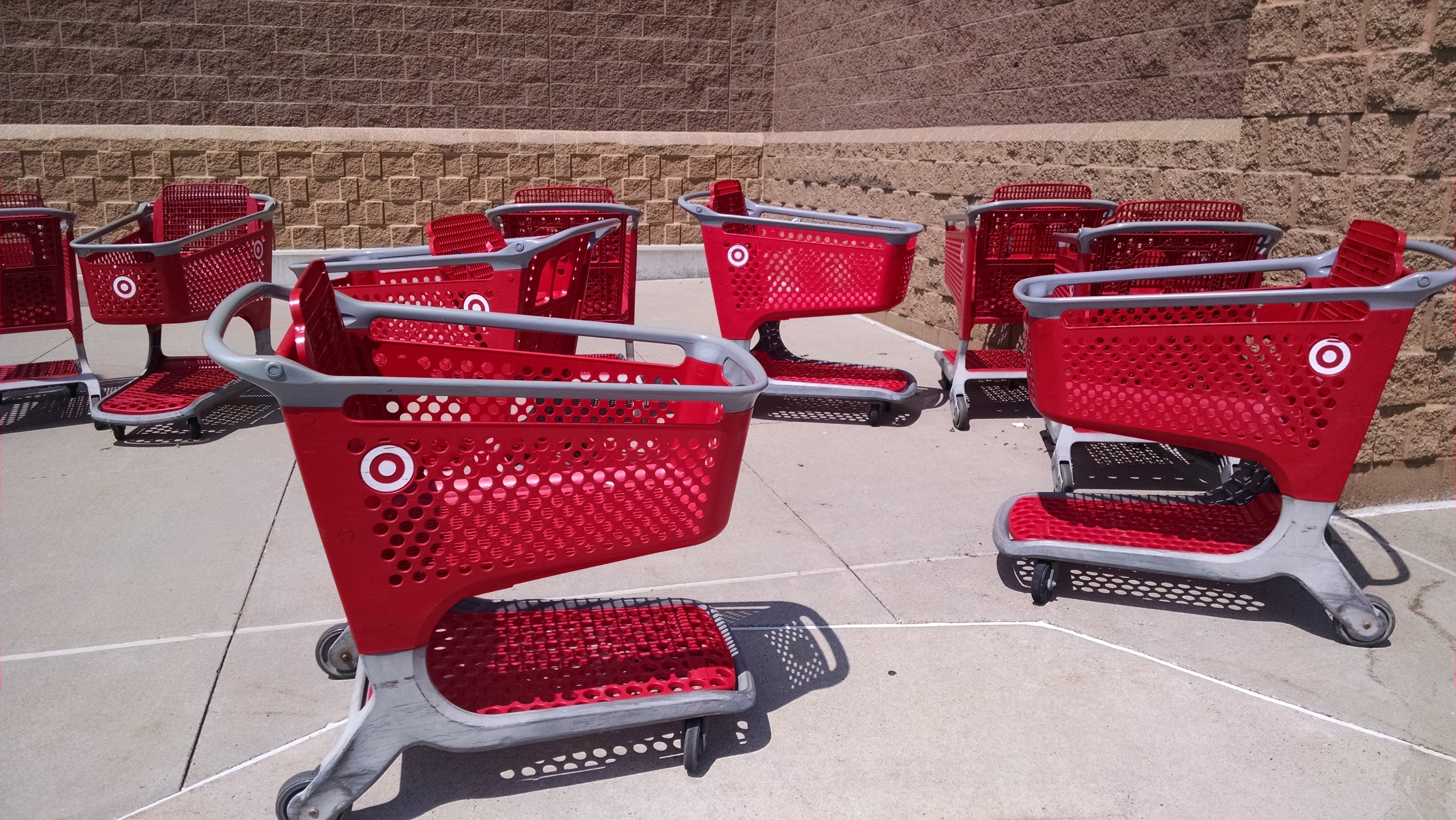 Shopping at Target With Kids: 5 Tips to Keep You Sane! | Binxy Baby
